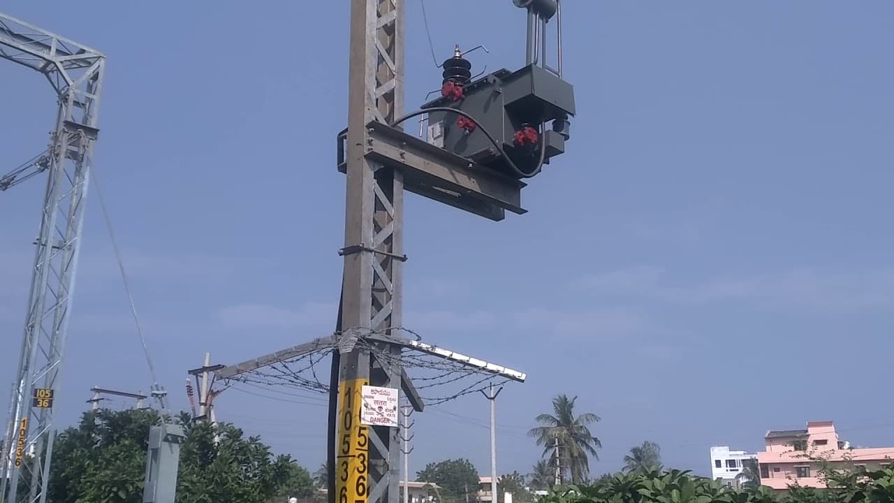 How to choose Between: Resin cast vs Oil Filled Instrument Transformer